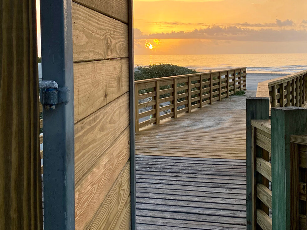 Resort Gallery - Lively Beach