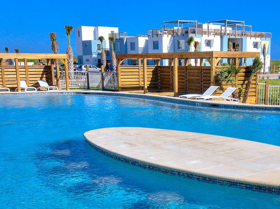 Resort Gallery - Lively Beach